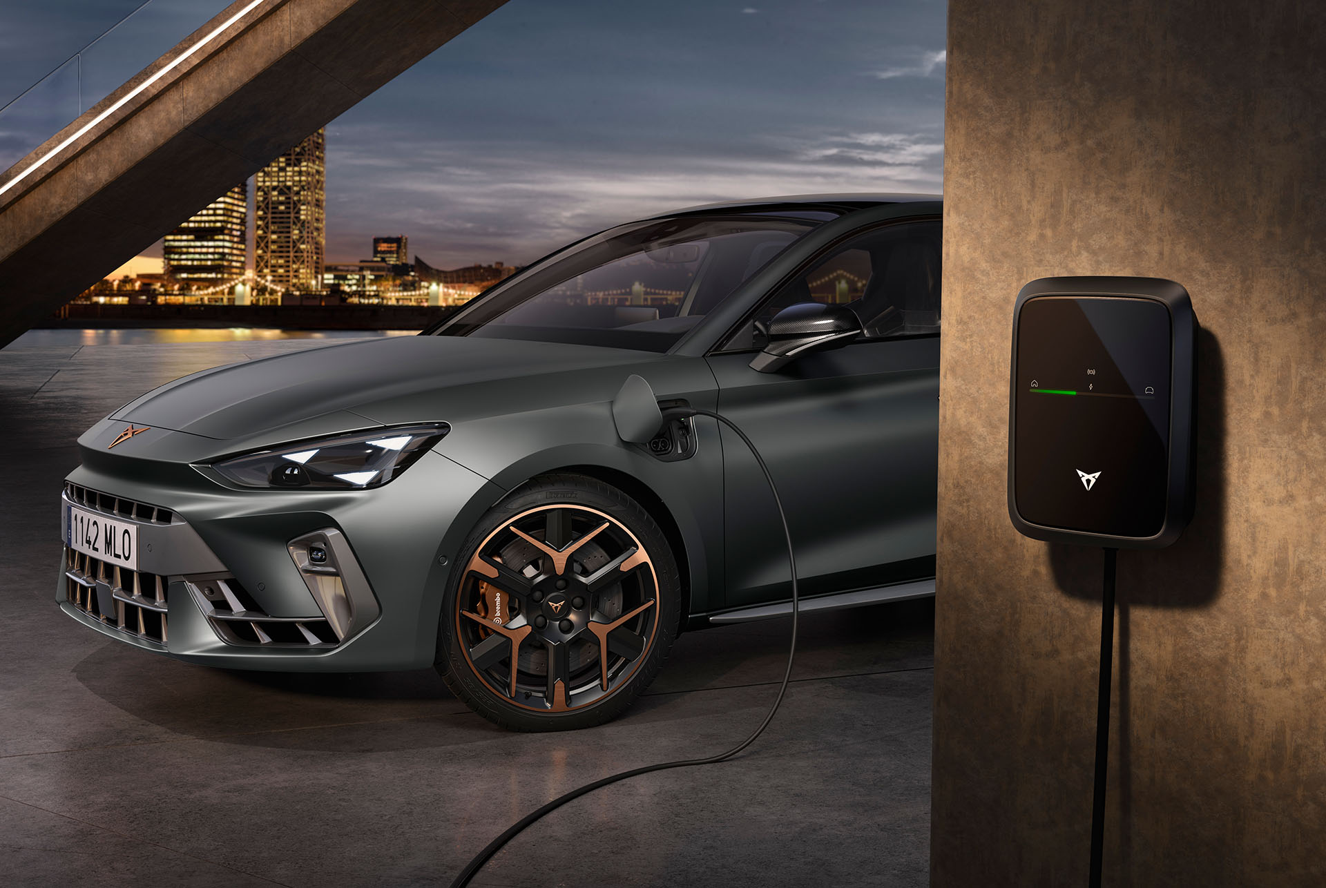 The New 2024 CUPRA Leon e-Hybrid | CUPRA UK