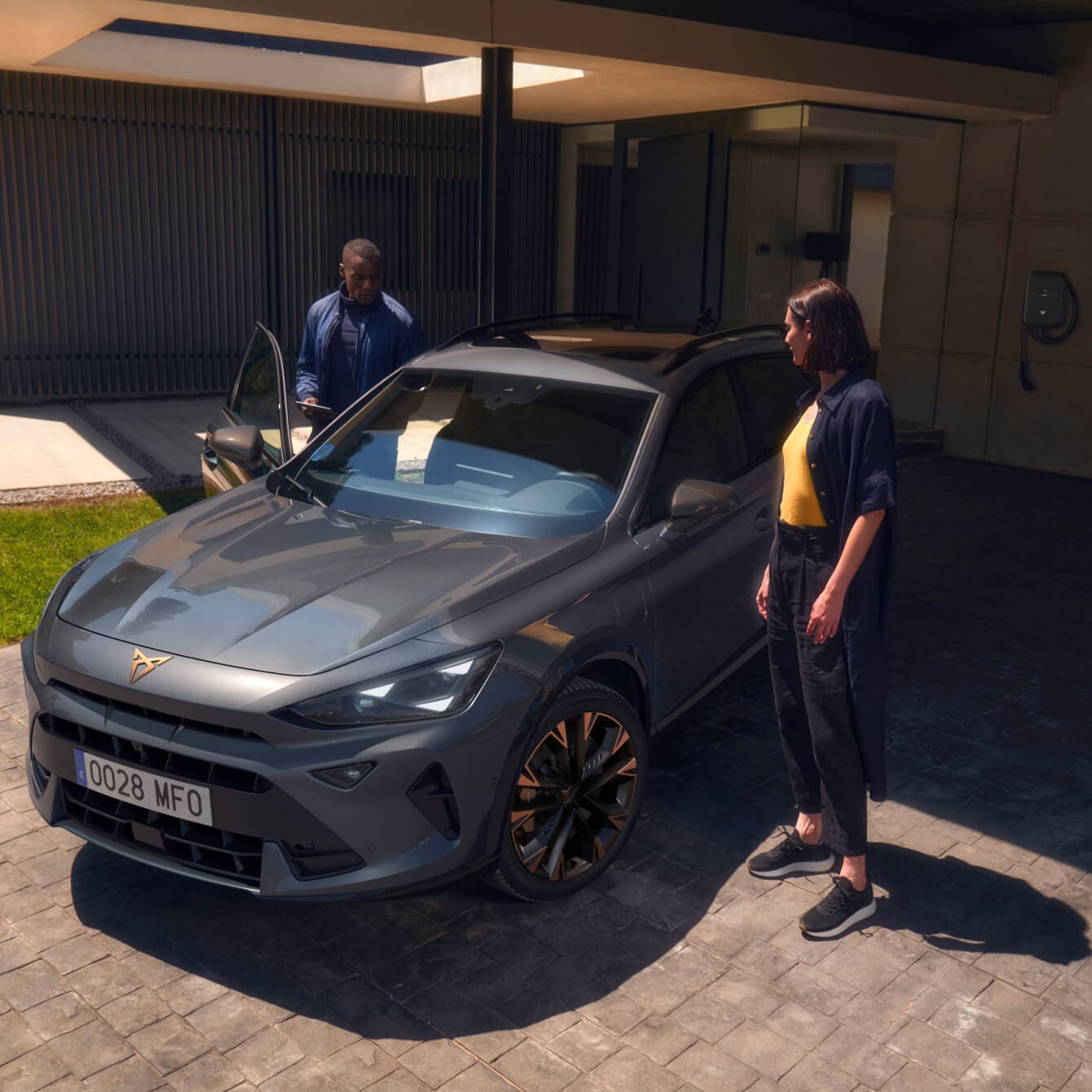 CUPRA Business Car Leasing for a Small & Medium Business | CUPRA UK